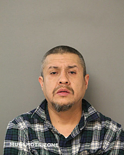 JOSE L GONZALEZ 04/18/2023 - Chicago Mugshots Zone