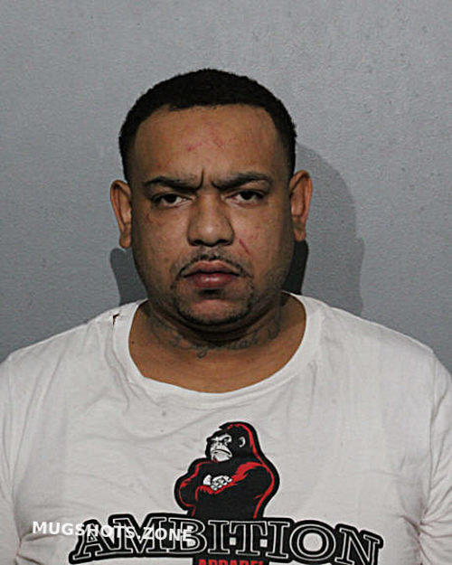 CHRISTOPHER J ROBERTS 04/24/2023 - Chicago Mugshots Zone