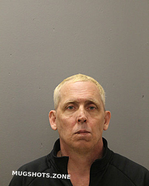 MICHAEL D MENN 04/25/2023 - Chicago Mugshots Zone