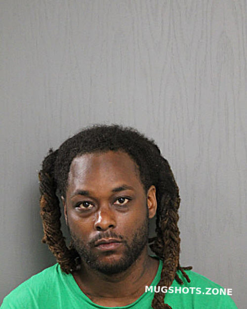 CEDRIC C MOORE 08/17/2023 - Chicago Mugshots Zone