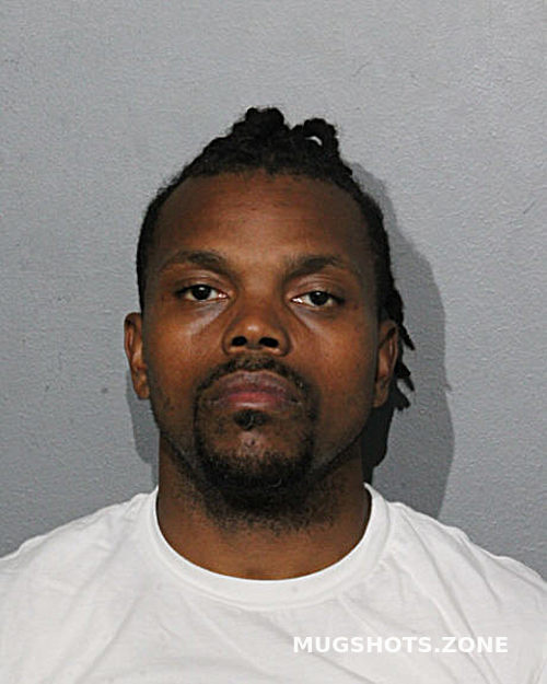 TERRELLE D SPRAGGINS 10/08/2023 - Chicago Mugshots Zone