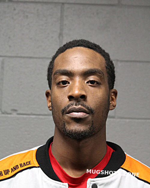 LARRY C LAWRENCE 10/16/2023 - Chicago Mugshots Zone