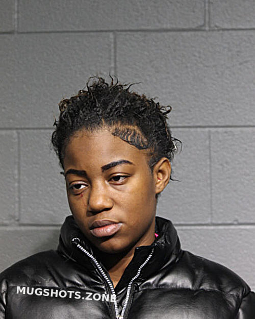 DESTINY R ROQUEMORE 10/30/2023 - Chicago Mugshots Zone