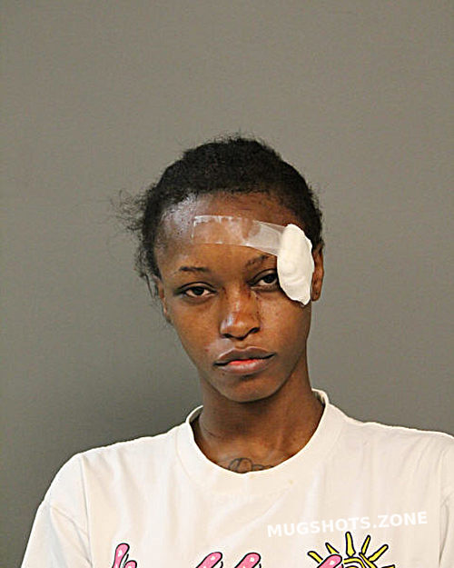 ANGEL S ROBERTS 12/15/2024 - Chicago Mugshots Zone