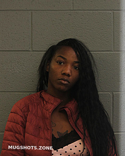 LAMARIYAE L GOODWIN 01/14/2025 - Chicago Mugshots Zone