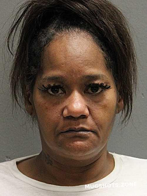 DOREEN MOORE 05/25/2025 - Chicago Mugshots Zone