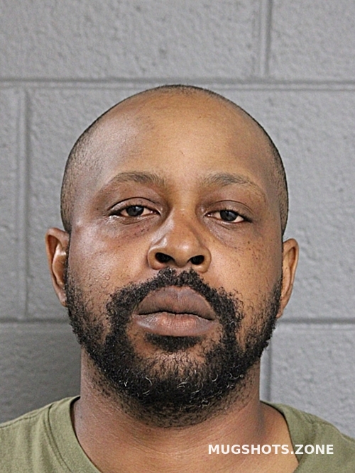 TIERRE T MOTON 05/25/2025 - Chicago Mugshots Zone