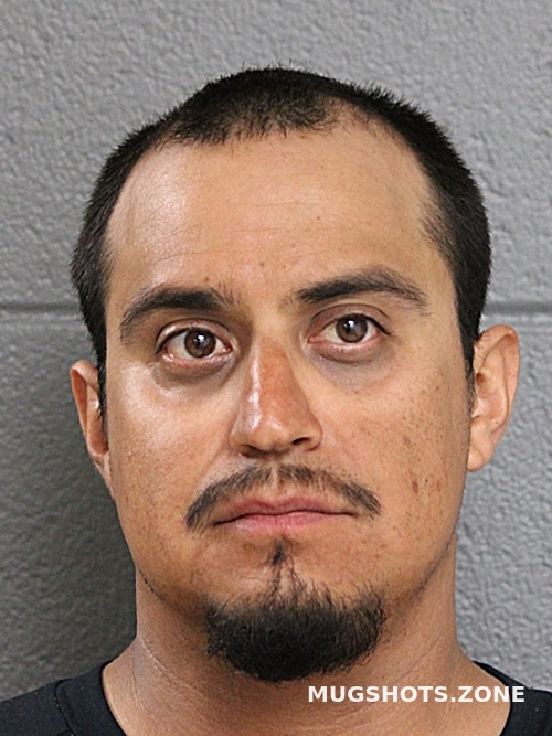 ADRIAN CALDERON 06/11/2025 - Chicago Mugshots Zone