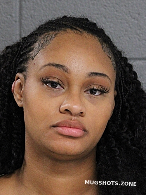 SABRINA M HOLMES-OUTLAW 07/26/2025 - Chicago Mugshots Zone