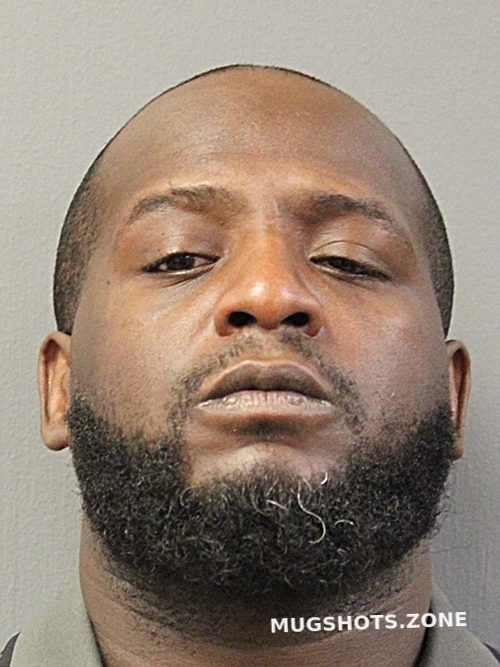 STEPHON D MOSS 08/12/2025 - Chicago Mugshots Zone