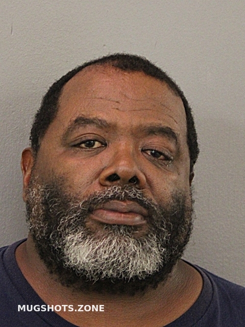 TRAVIS V HAMILTON 09/23/2025 - Chicago Mugshots Zone