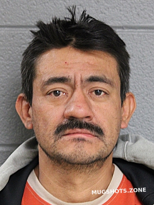 JUAN MUNOZ 10/15/2025 - Chicago Mugshots Zone