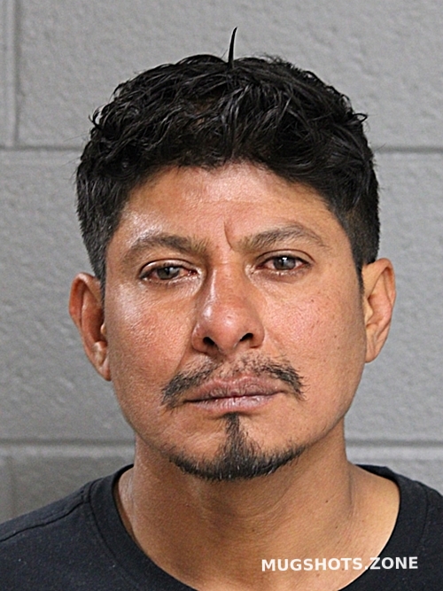 Jose G Valencia Loor 10 29 2025 Chicago Mugshots Zone