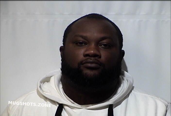 MERRITT TRAVIS TYRONE 02/22/2022 - Christian County Mugshots Zone