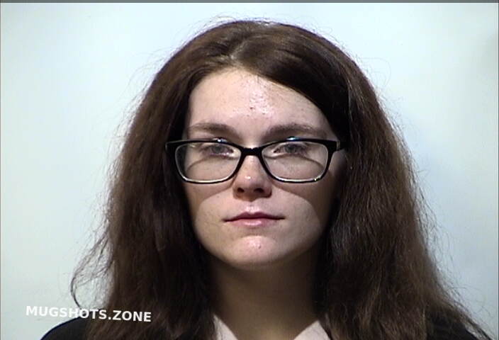 CAUDILL ANGELA KAYE NICOLE 06/14/2022 - Christian County Mugshots Zone
