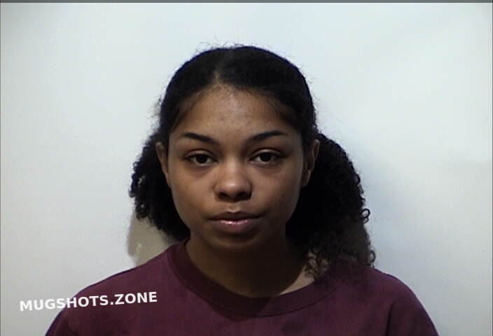 WHITE EMARI LASHAY 09/14/2022 - Christian County Mugshots Zone