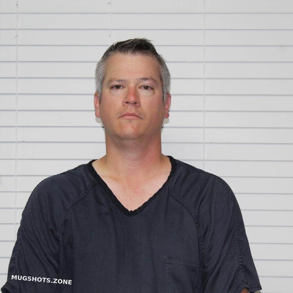 HAWKINS CLEATIS O 05/27/2022 - Christian County Mugshots Zone