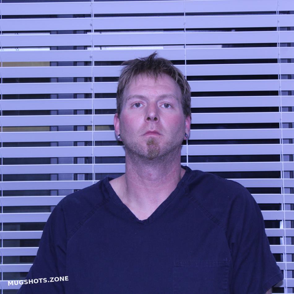 SHORT-PHILLIPS AUSTIN TYLER RAY 01/01/2023 - Christian County Mugshots Zone