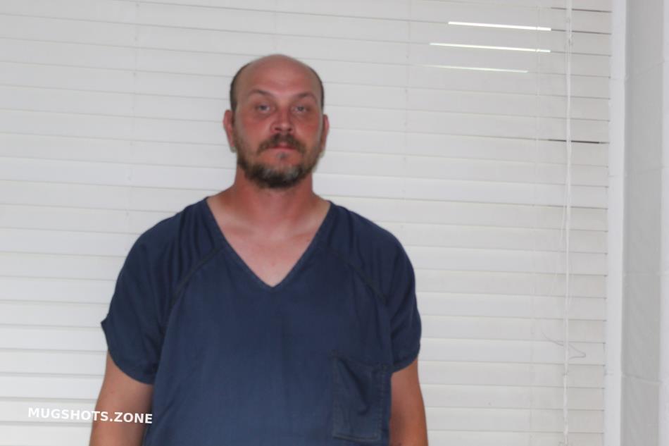 COMPTON LEVI DANIEL 06/03/2024 - Christian County Mugshots Zone