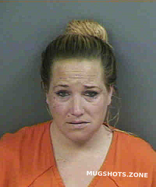 HANRAHAN DANIELLE ELIZABETH 10/18/2022 - Collier County Mugshots Zone