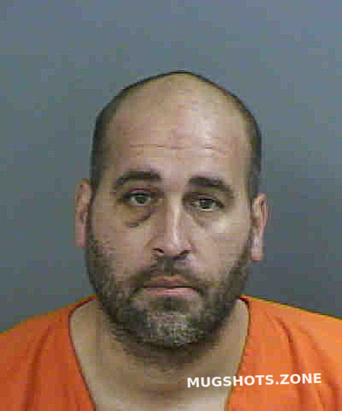 Velez Edwin 12 02 2022 Collier County Mugshots Zone