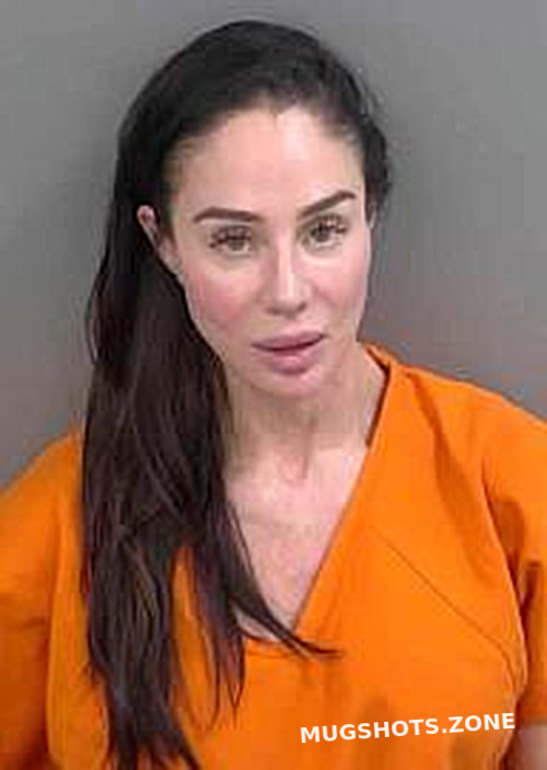 HELFAND ERIN BETH 11/27/2023 - Collier County Mugshots Zone