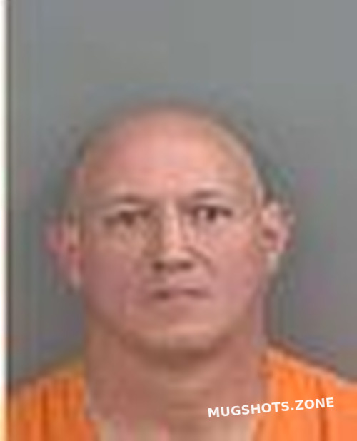 VALDES-DIAZ LEONARDO 04/24/2025 - Collier County Mugshots Zone