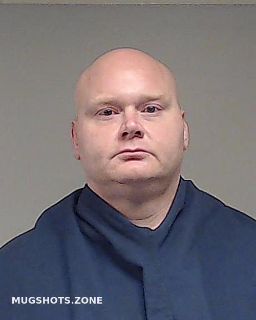 ROBERTS DUSTIN LEE 09/24/2022 - Collin County Mugshots Zone