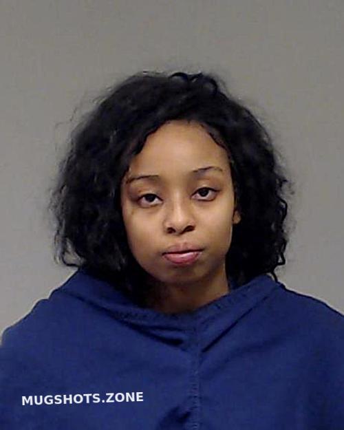 ROBINSON CHYNA ANNETE 01/29/2023 - Collin County Mugshots Zone