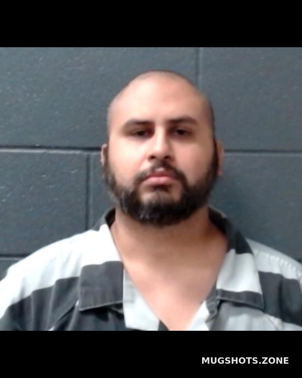 ESQUIVEL RUBEN JR. 06/13/2021 - Comal County Mugshots Zone
