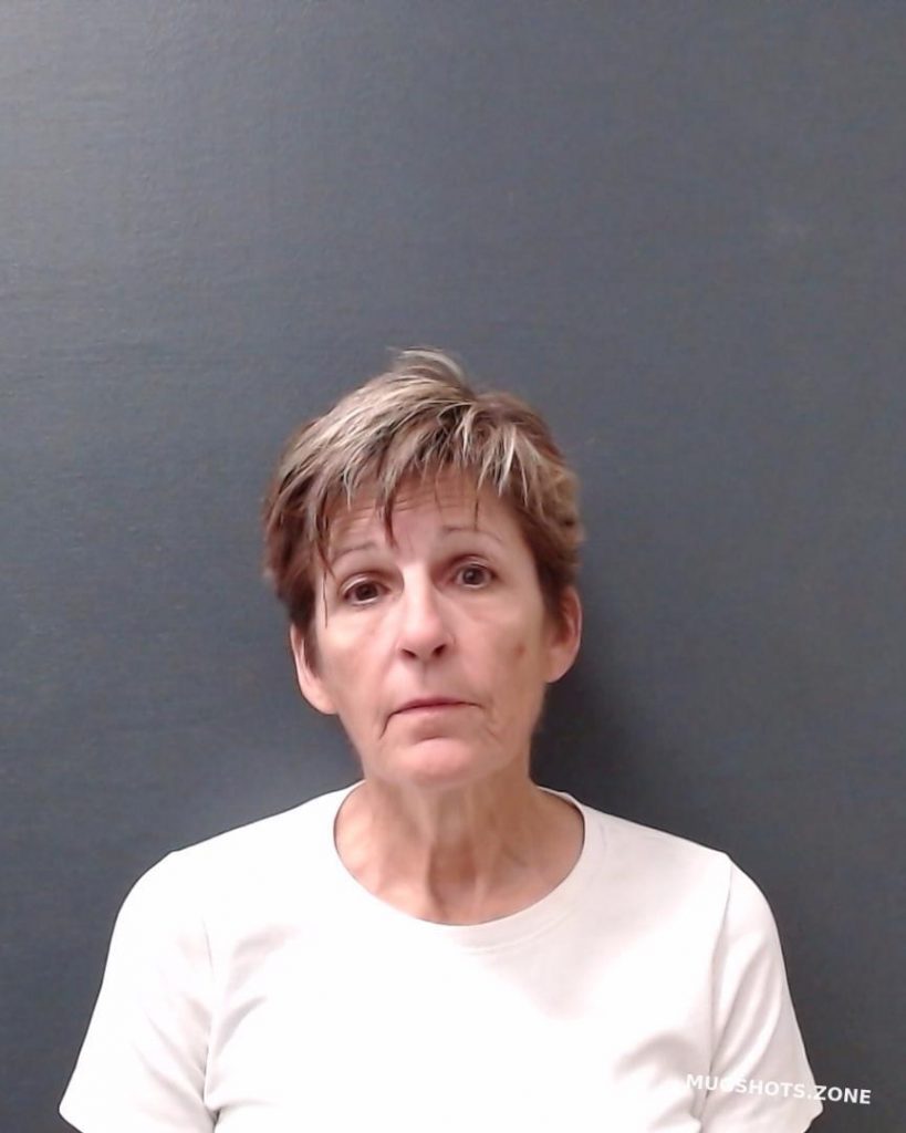 DAVIS KARYL JEAN 11/06/2022 - Comal County Mugshots Zone