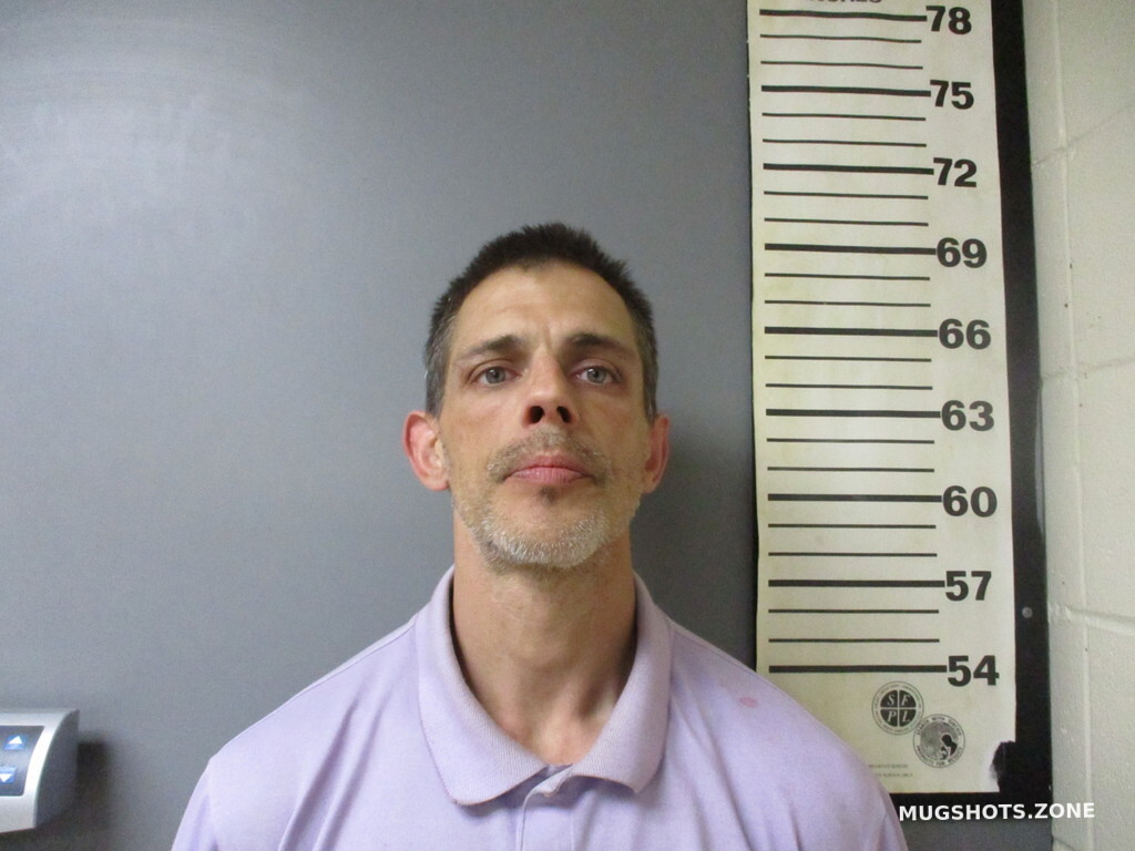 FARLEY PATRICK DEWAYNE 01/18/2022 - Covington County Mugshots Zone