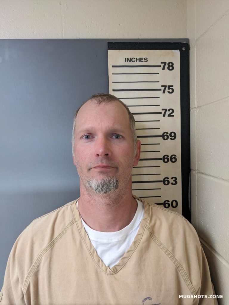 STRAUGHN DUSTIN CHAD 01/03/2025 - Covington County Mugshots Zone