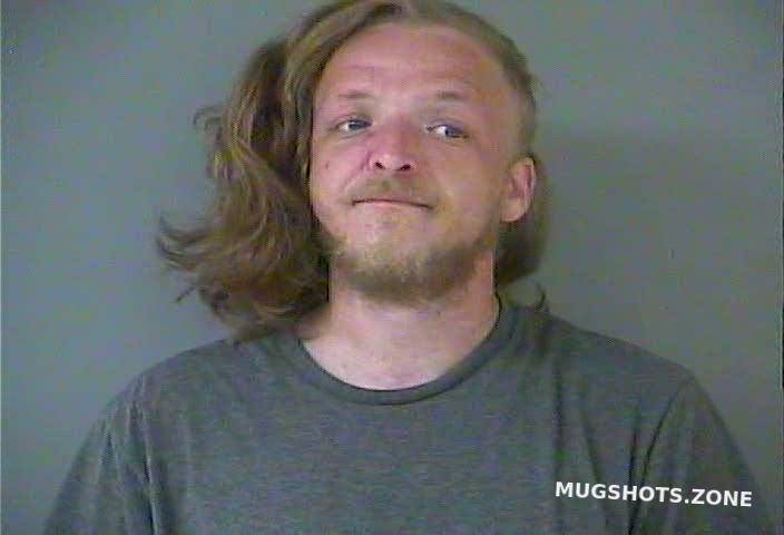 TRAYLOR JEFFERY AUSTIN 06/01/2022 - Crittenden County Mugshots Zone