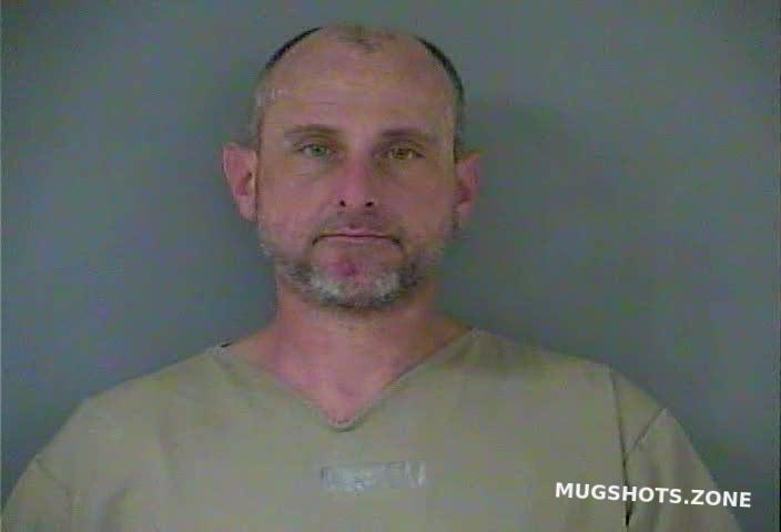 MOORE JESSE ALLEN 01/29/2024 - Crittenden County Mugshots Zone