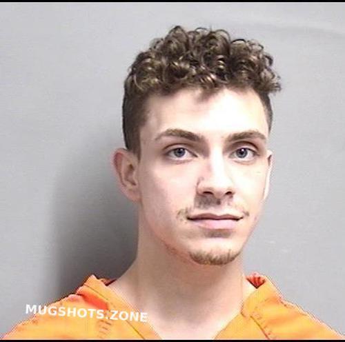 ROE ARTURO RAYMOND 02/07/2024 - Dallas County Mugshots Zone