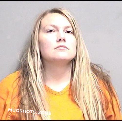 BALLINGER BRITTNEY LEA 05/08/2024 - Dallas County Mugshots Zone