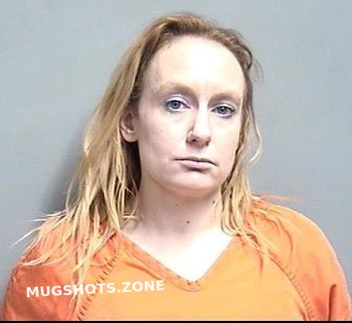 LINGELBACH NICOLE LYNN 01/06/2025 - Dallas County Mugshots Zone