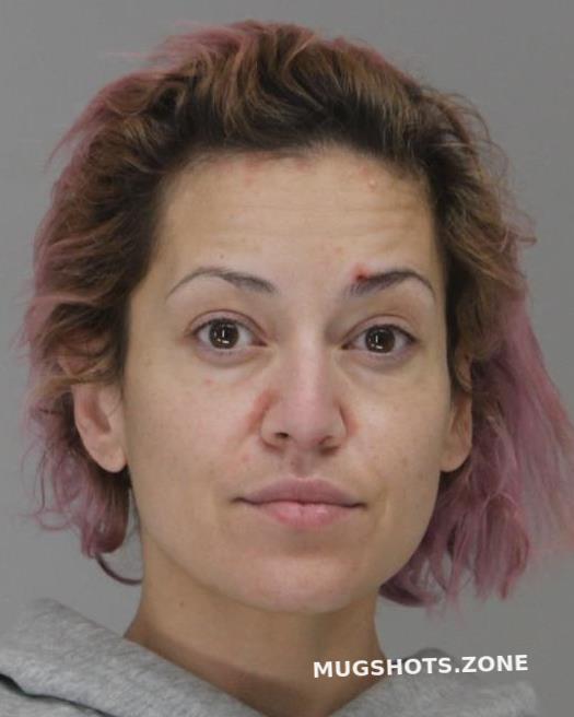 BARTRAM SARAH 05/04/2021 - Dallas County Mugshots Zone