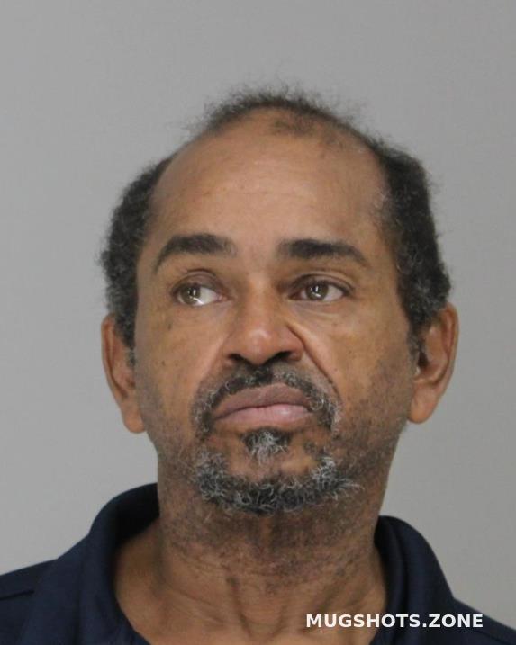 FAVORS ROBERT 08/05/2021 - Dallas County Mugshots Zone