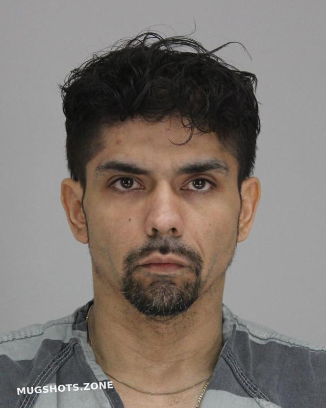 ROBLES ARNULFO 09/18/2021 - Dallas County Mugshots Zone