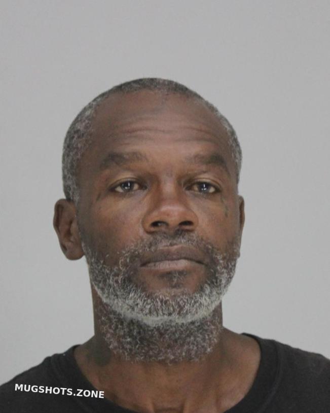 DAVIS LARRY 10/09/2021 - Dallas County Mugshots Zone