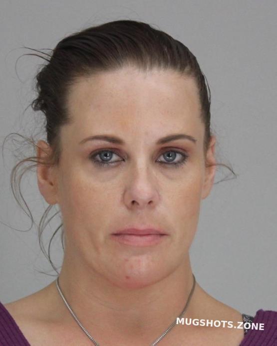 SLIGER KELLY 10/15/2021 - Dallas County Mugshots Zone