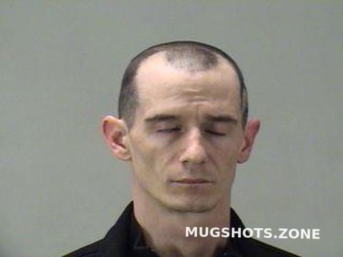 DAVIS DEREK 10/19/2021 - Dallas County Mugshots Zone