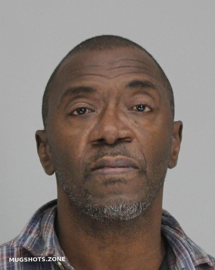LOWE HOWARD 10/19/2021 - Dallas County Mugshots Zone