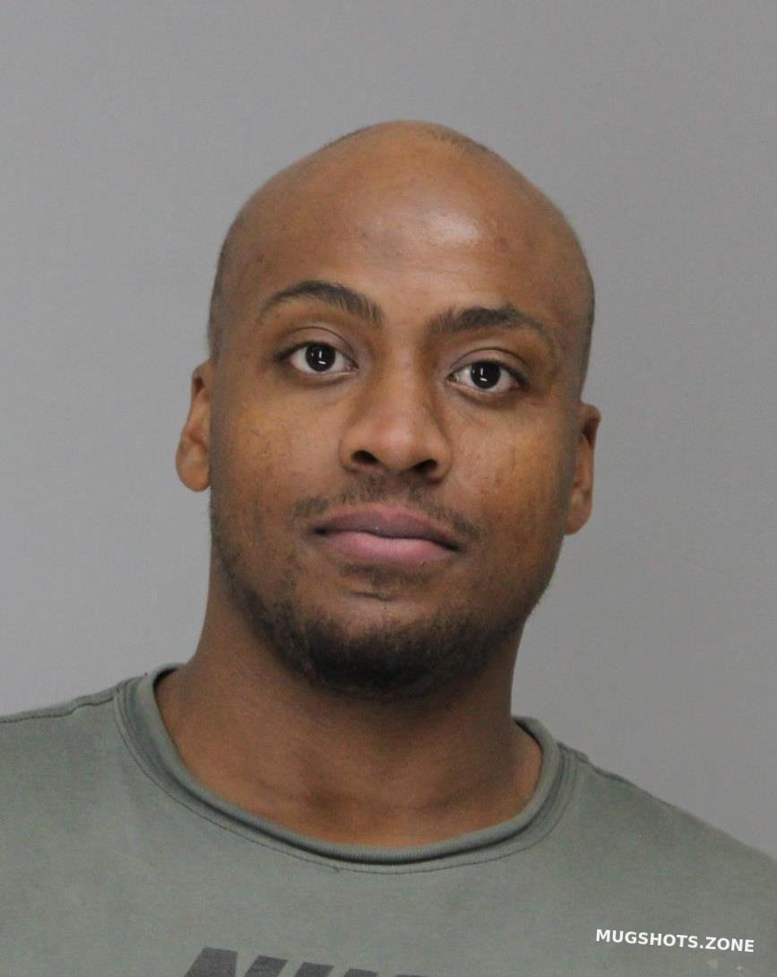 TAFARI NAHZEE 11/18/2021 - Dallas County Mugshots Zone TAFARI NAHZEE 11/18/2021 - Dallas County Mugshots Zone