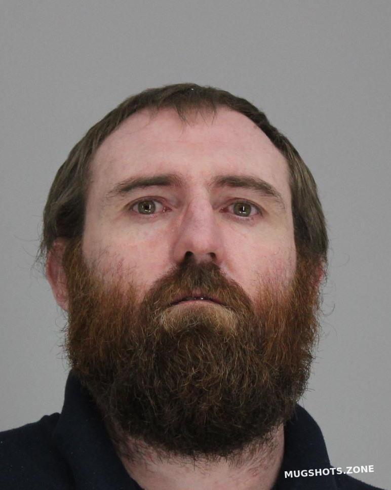 LEACH CHRISTOPHER 12/07/2021 - Dallas County Mugshots Zone