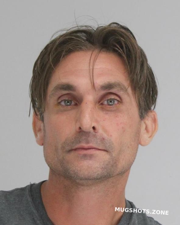 MOORE JASON 01/04/2022 - Dallas County Mugshots Zone