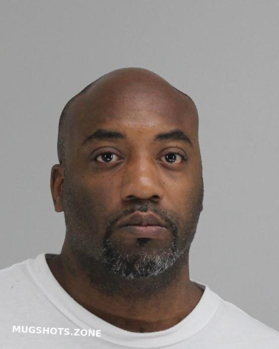 RAY KERRY 02/06/2022 - Dallas County Mugshots Zone