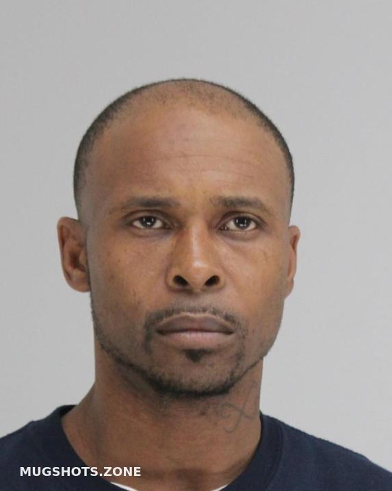 MOORE RODERICK 03/20/2022 - Dallas County Mugshots Zone